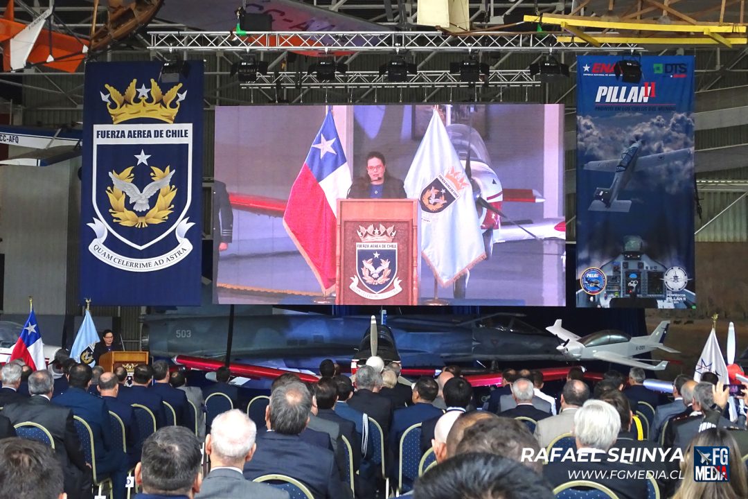 Lanzamiento Pillán II para la Fuerza Aérea de Chile en MNAE - FGMEDIA.cl