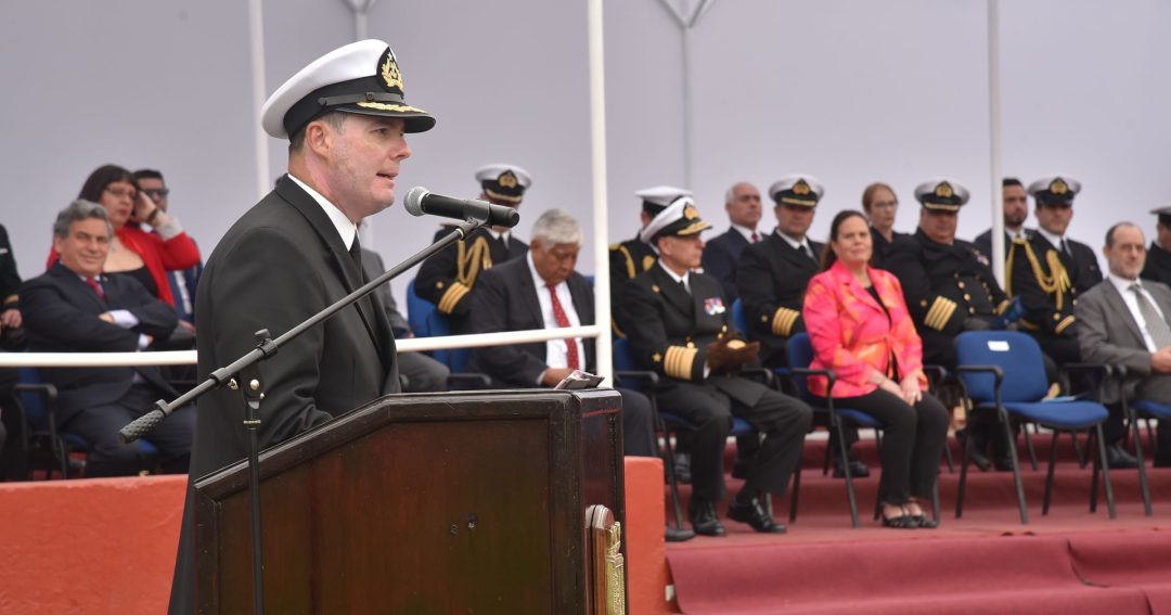 Más de 700 nuevos Oficiales y Gente de Mar de la Armada de Chile ...